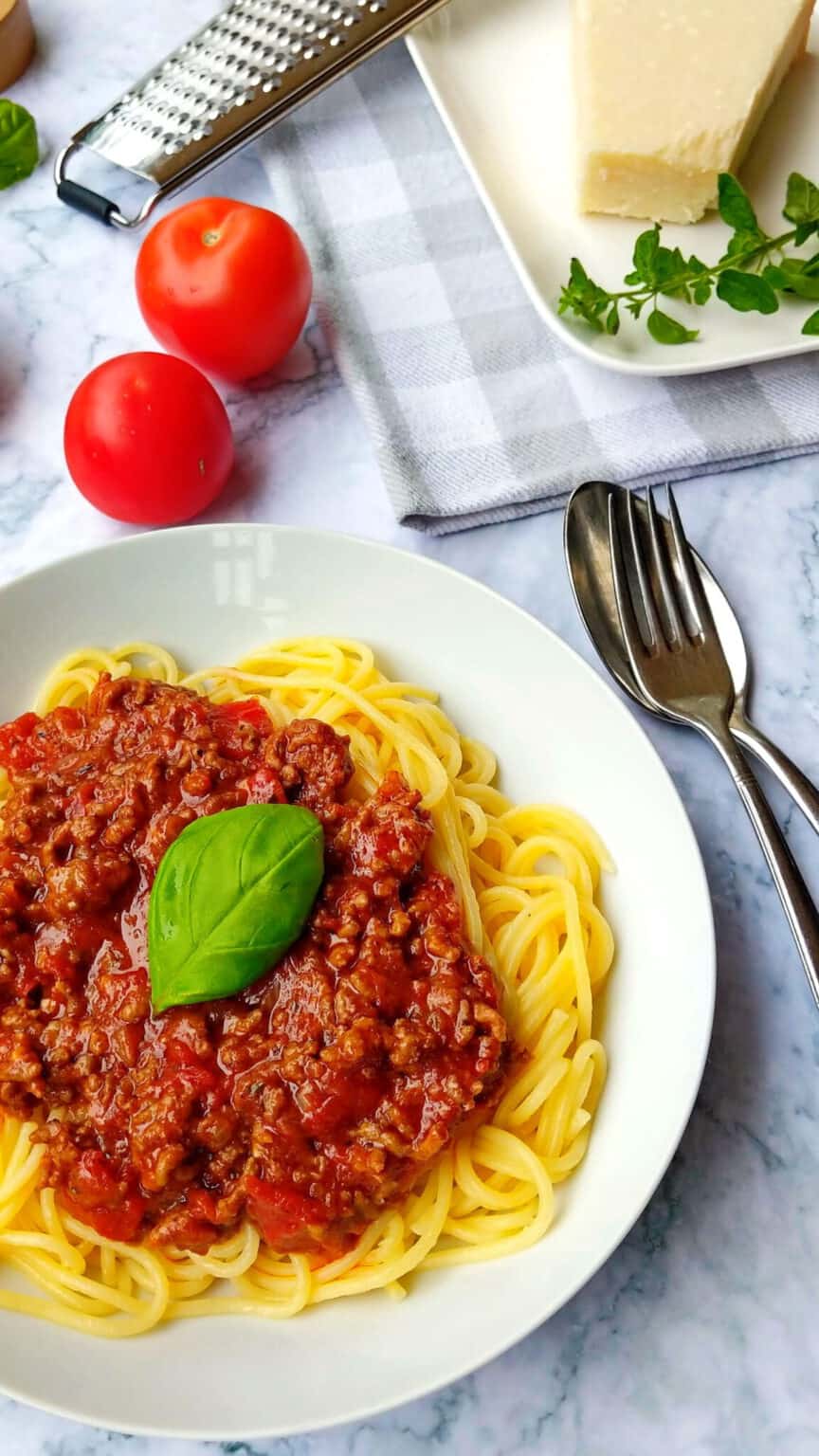 Blitz Spaghetti Bolognese - 15 Minuten Rezept - Instakoch.de