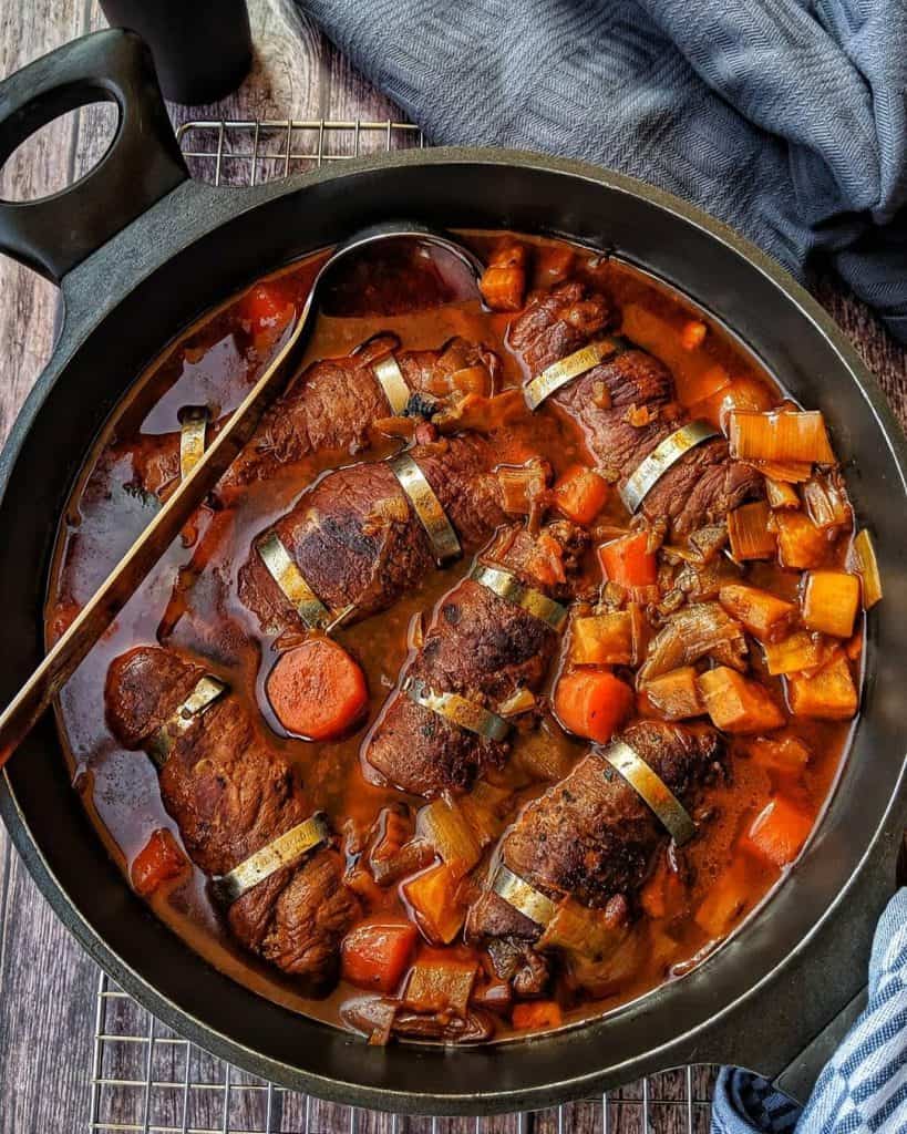 Klassische Rinderrouladen - Einfaches Rezept - Instakoch.de